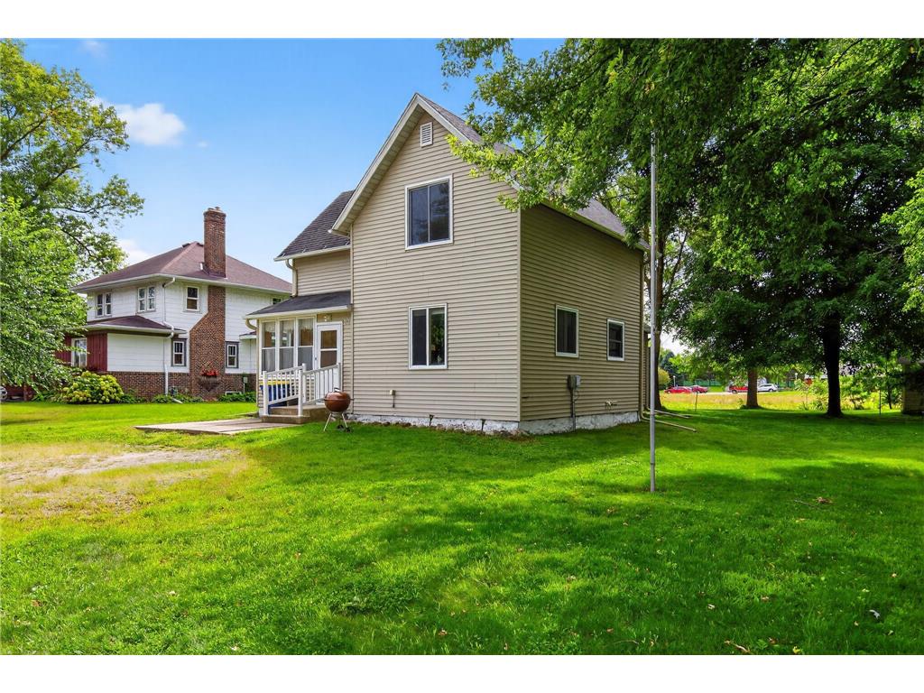 206 Main Street W, Morristown, MN, 55052 | MLS: 6783170 | Edina Realty