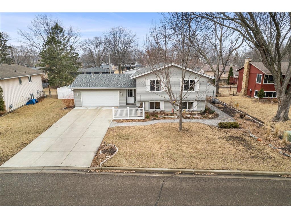 20635 207th Court W, Lakeville, MN, 55044 | MLS: 6680948 | Edina Realty