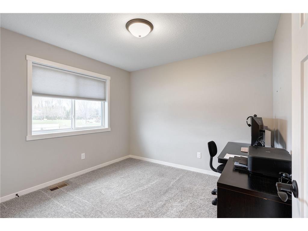 2068 Starburst Drive SW, Rochester, MN, 55902 | MLS: 6508178 | Edina Realty