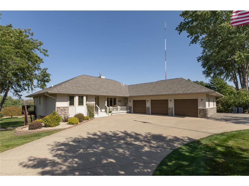 207 Skyline Heights, Wabasha, MN, 55981 | MLS: 6697399 | Edina Realty