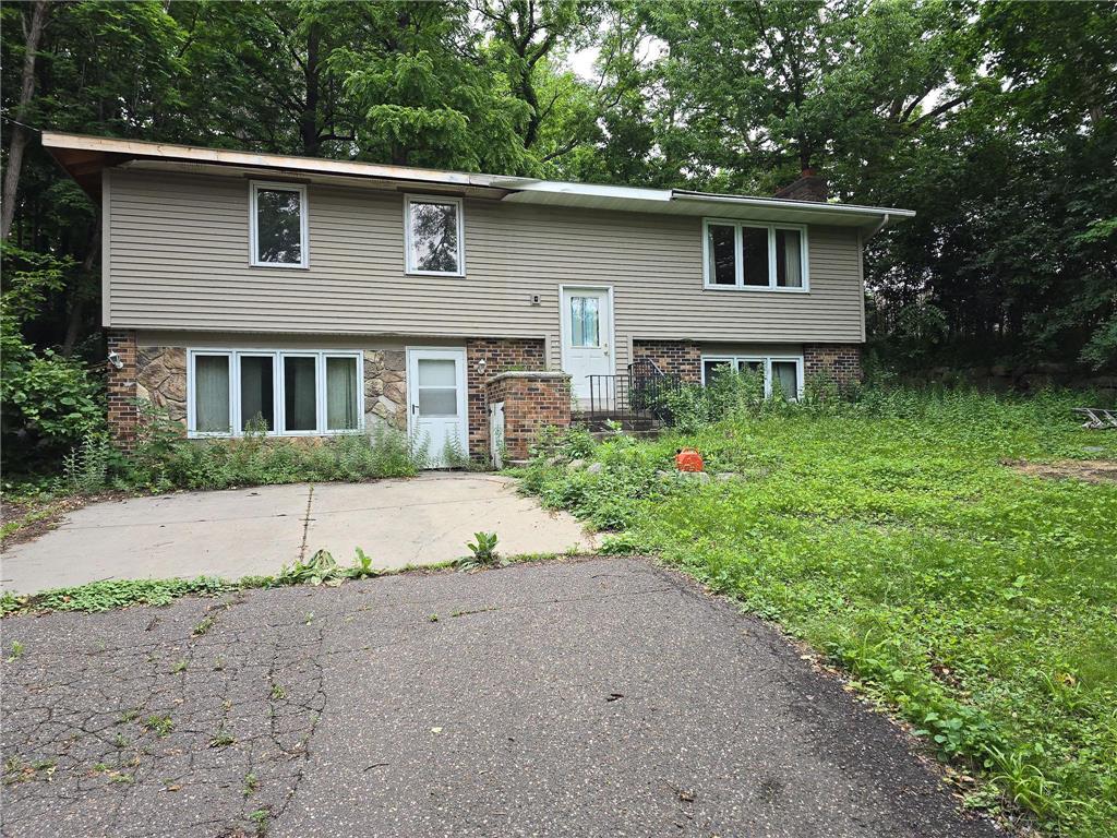 20755 Manor Road, Shorewood, MN, 55331 | MLS: 6539705 | Edina Realty