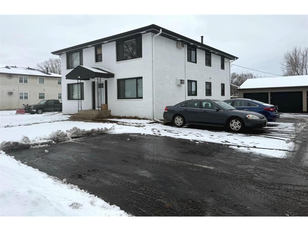 2081 Hillview Road, Mounds View, MN, 55112 | MLS: 7022472 | Edina Realty