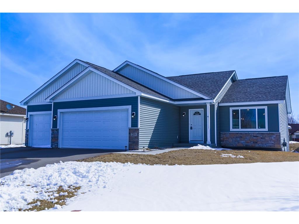 209 Fischer Street NW, Montgomery, MN, 56069 | MLS: 6683716 | Edina Realty