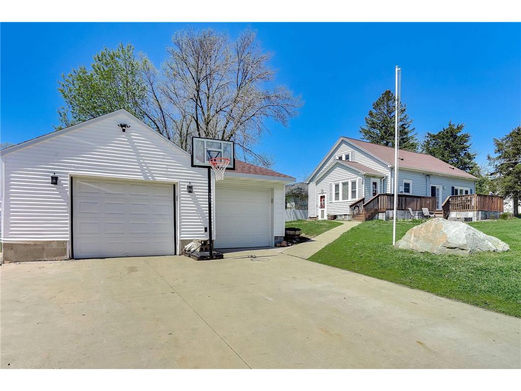 209 Lake Street W, Waterville, MN, 56096 | MLS: 6715604 | Edina Realty