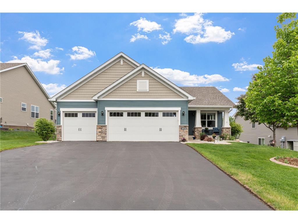 20938 Grommet Avenue, Lakeville, MN, 55044 | MLS: 6722341 | Edina Realty