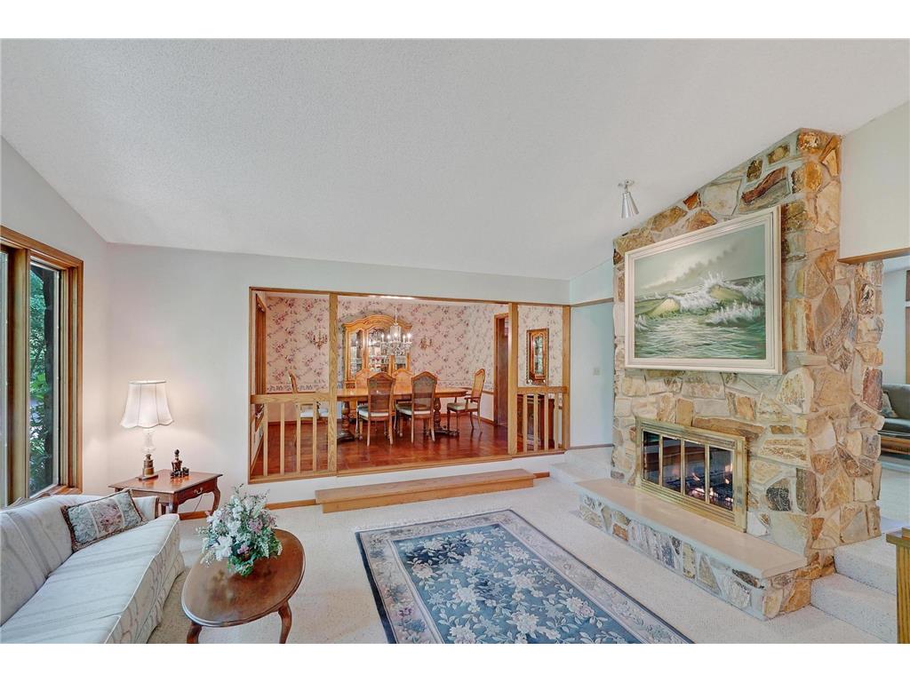 21 S Deep Lake Road S, North Oaks, MN, 55127 | MLS: 6546861 | Edina Realty