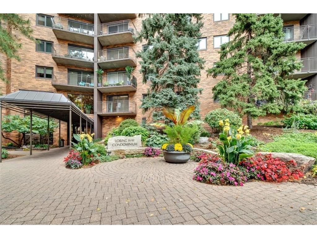 210 W Grant Street #122, Minneapolis, MN, 55403 | MLS: 6645572 | Edina Realty