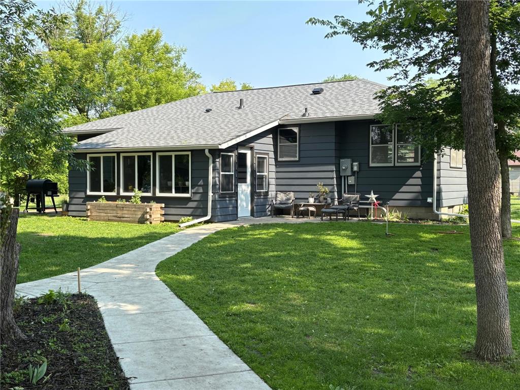 2105 Wisconsin Avenue, Benson, MN, 56215 | MLS: 6736054 | Edina Realty