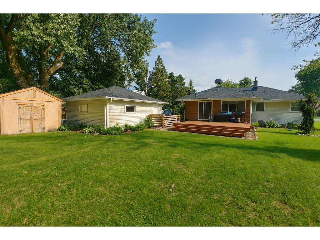 211 92nd Avenue NE, Blaine, MN, 55434 | MLS: 6763729 | Edina Realty
