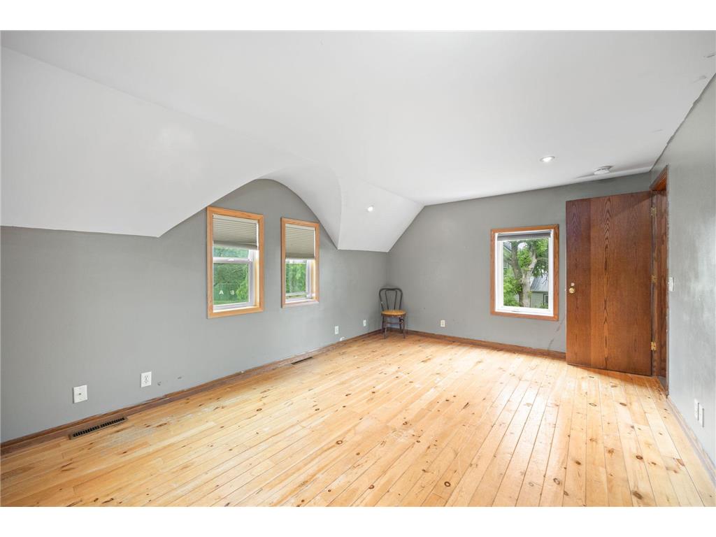 211 Bowman Street, Stewart, MN, 55385 | MLS: 6715051 | Edina Realty