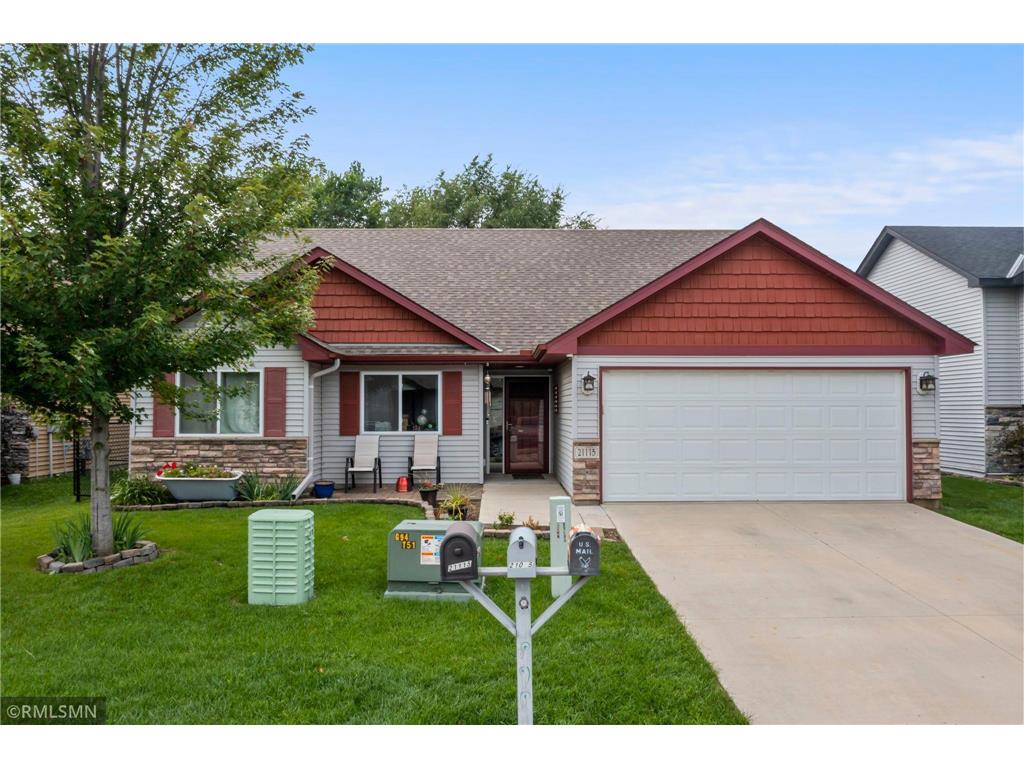 21115 Cameron Way, Farmington, MN, 55024 | MLS: 6771164 | Edina Realty