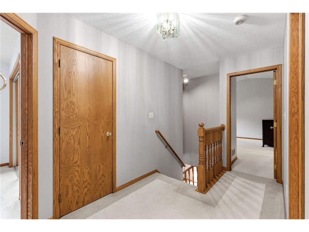 2112 Parkwood Hills Drive NE, Rochester, MN, 55906 | MLS: 7079824 ...