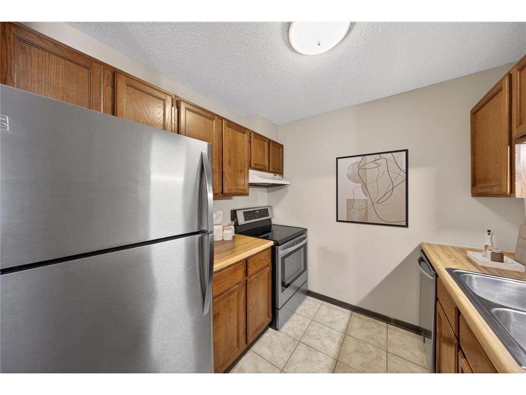 2114 Valleyhigh Drive NW #B104, Rochester, MN, 55901 | MLS: 7003061 ...