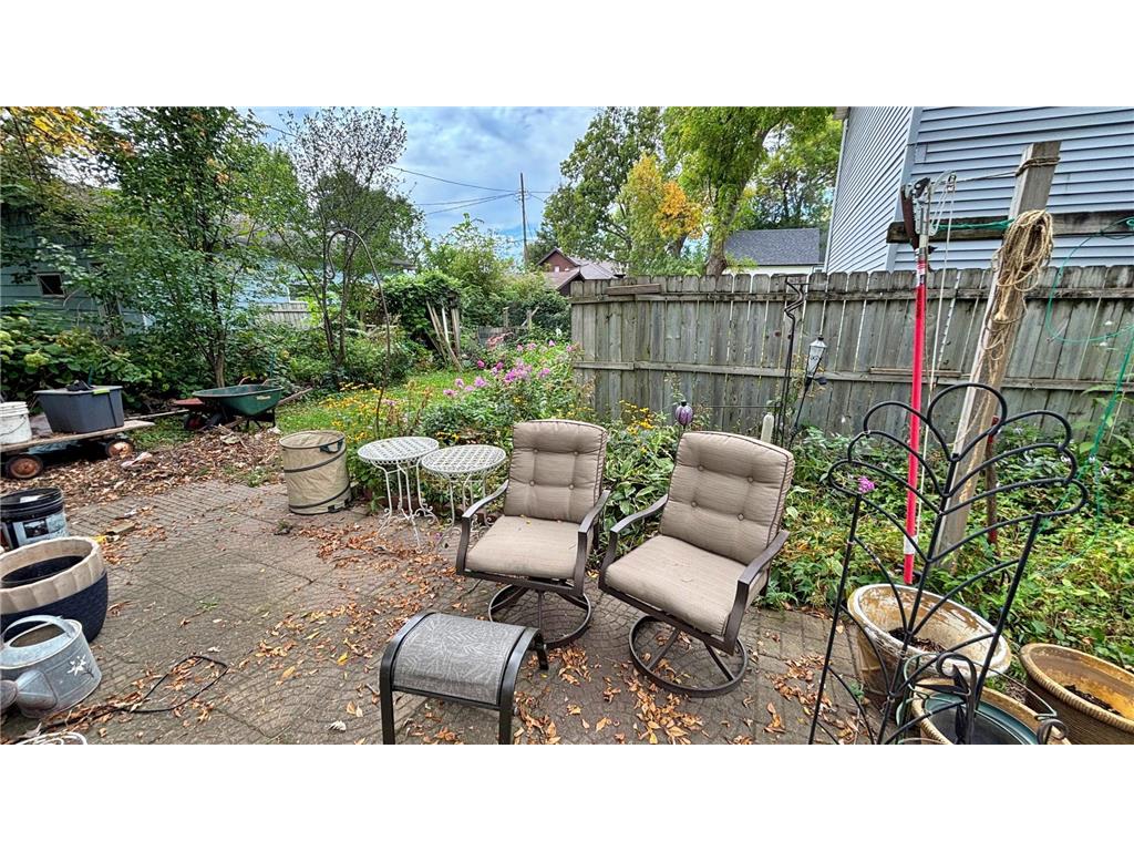 212 2nd Street S, Waterville, MN, 56096 | MLS: 6785723 | Edina Realty