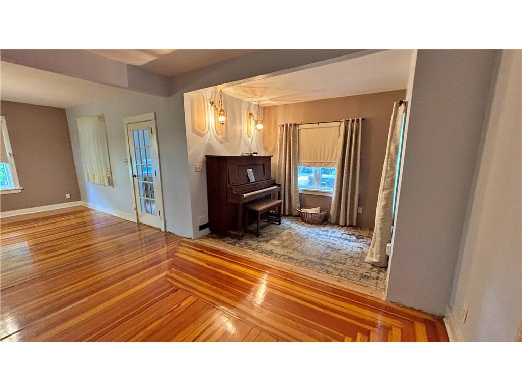 212 2nd Street S, Waterville, MN, 56096 | MLS: 6785723 | Edina Realty