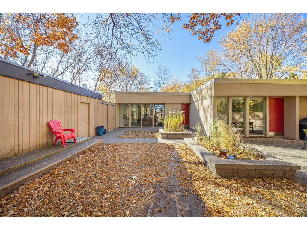 212 Balsam Lane N, Plymouth, MN, 55441 | MLS: 6622019 | Edina Realty