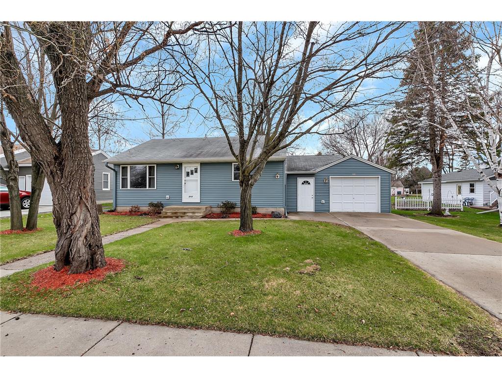 212 E Minnesota Street, Saint Joseph, MN, 56374 | MLS: 6427148 | Edina ...