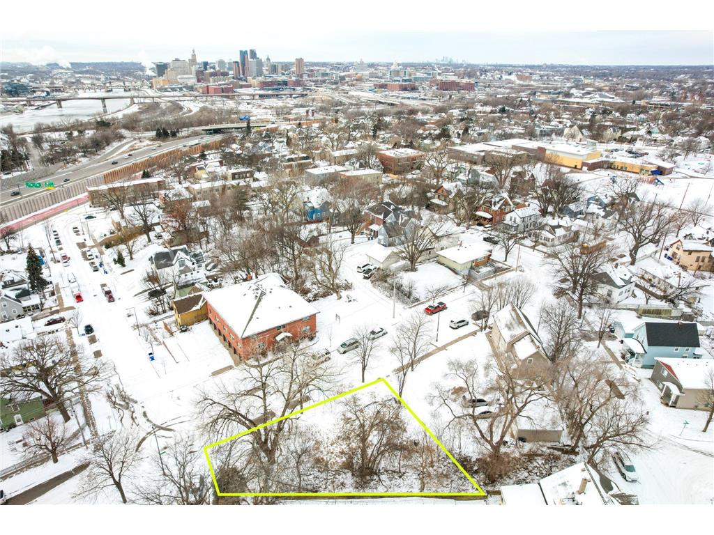 212 Maple Street, Saint Paul, MN, 55106 | MLS: 6774513 | Edina Realty