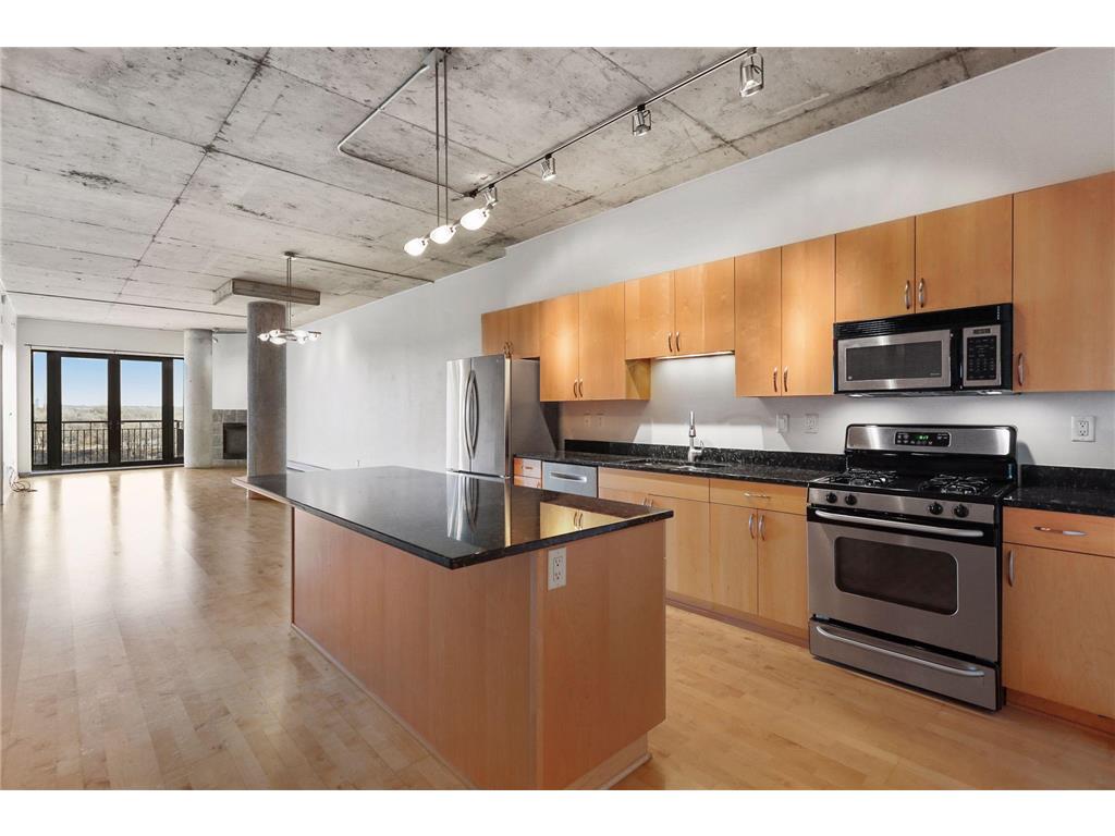 212 N 1st Street #610, Minneapolis, MN, 55401 | MLS: 6350992 | Edina Realty