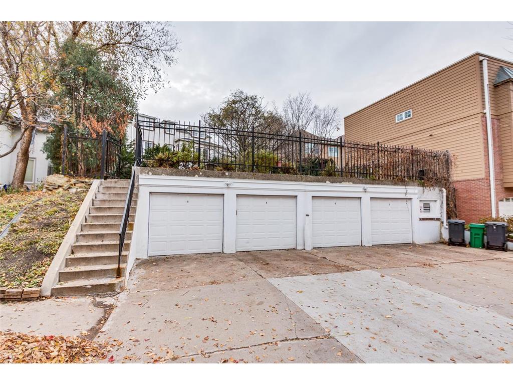 212 Ridgewood Avenue, Minneapolis, MN, 55403 | MLS: 6461134 | Edina Realty