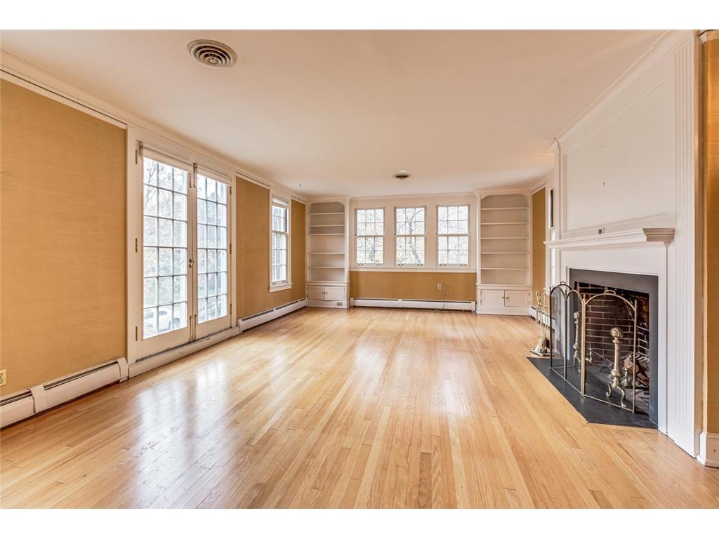 212 Ridgewood Avenue, Minneapolis, MN, 55403 | MLS: 6461134 | Edina Realty