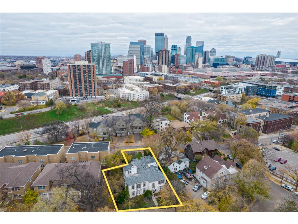 212 Ridgewood Avenue, Minneapolis, MN, 55403 | MLS: 6461134 | Edina Realty