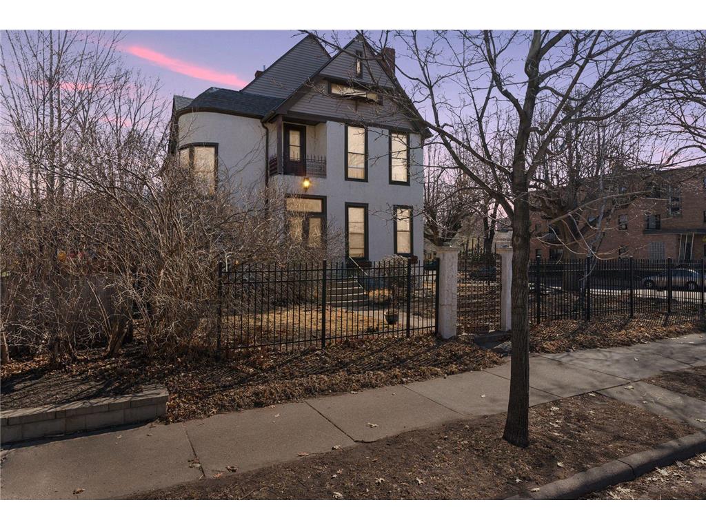 2121 3rd Avenue S, Minneapolis, MN, 55404 | MLS: 6500146 | Edina Realty