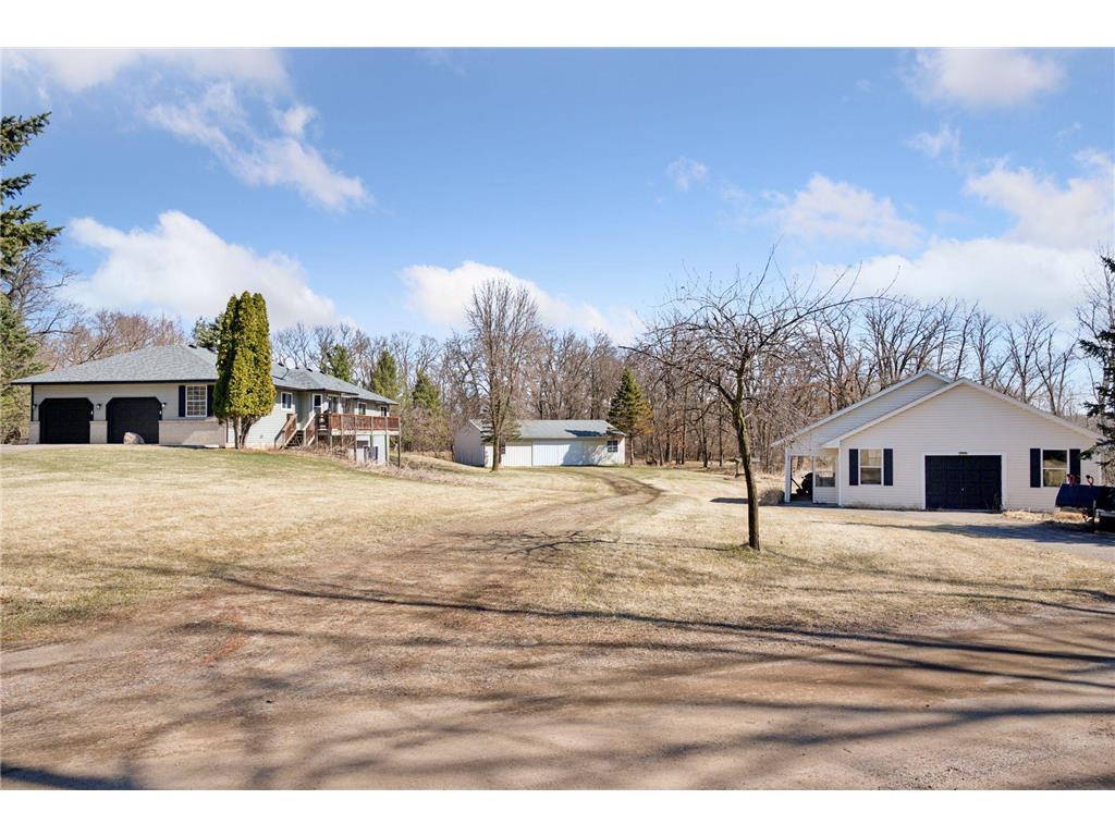 21255 Gypsy Valley Road, Nowthen, MN, 55303 | MLS: 6700003 | Edina Realty