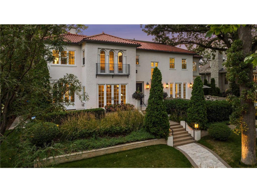 2130 W Lake Of The Isles Parkway, Minneapolis, MN, 55405 | MLS: 6508904 ...