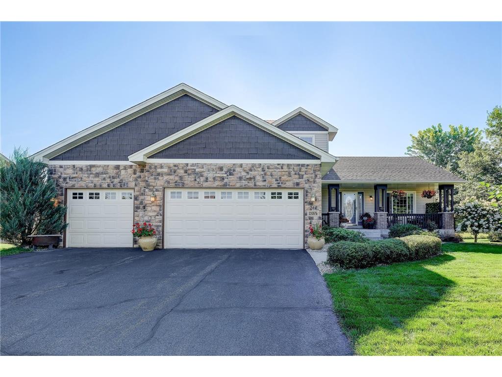 21375 Queen Court NW, Elk River, MN, 55330 | MLS: 6242679 | Edina Realty