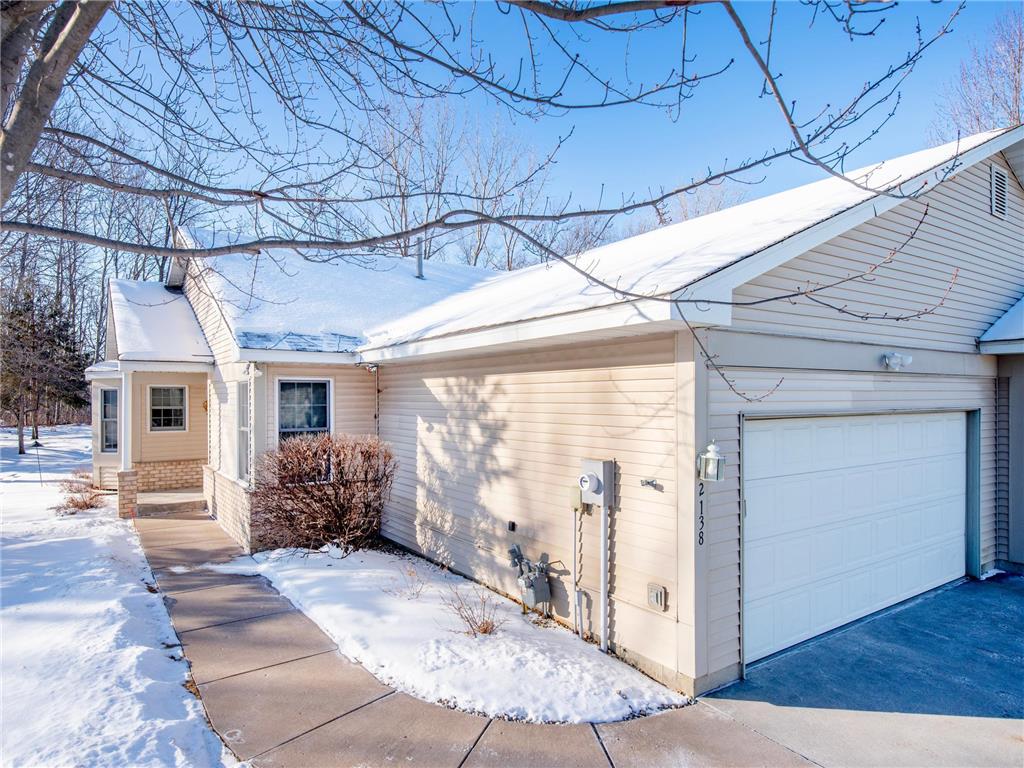2138 Southwind Road, Maplewood, MN, 55109 | MLS: 6660088 | Edina Realty