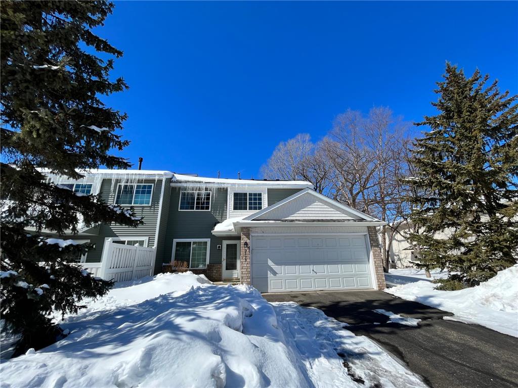 2139 Grenadier Avenue N, Oakdale, MN, 55128 | MLS: 6344029 | Edina Realty