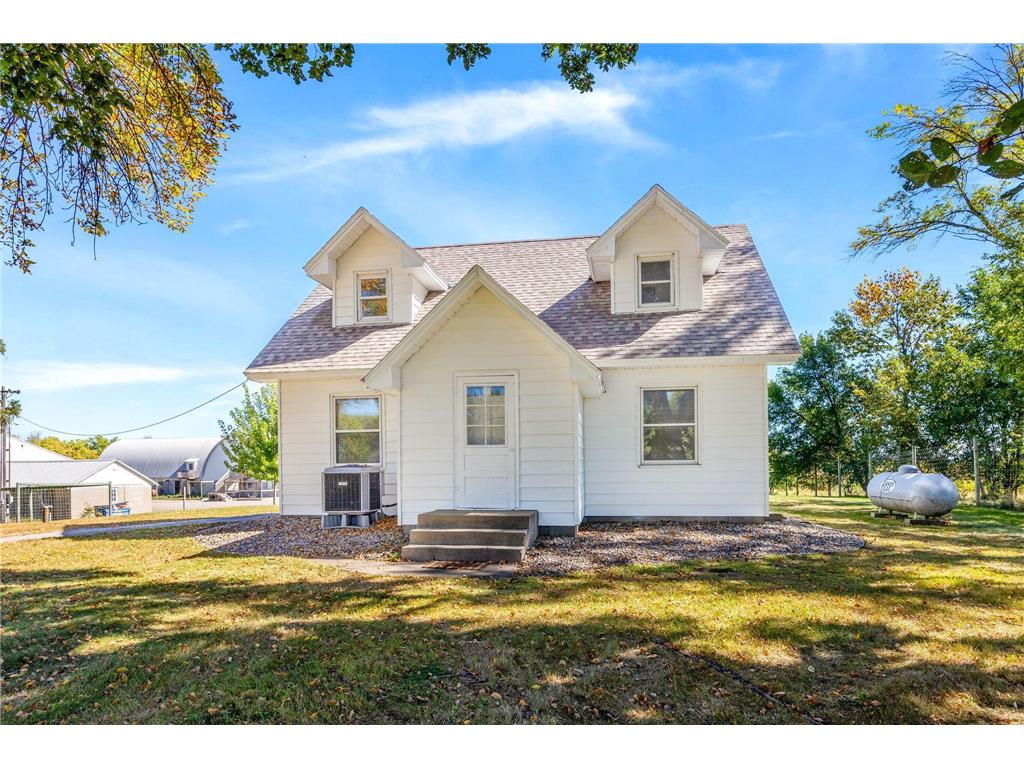 21416 Highway 15 N, Hutchinson, MN, 55350 | MLS: 6695117 | Edina Realty