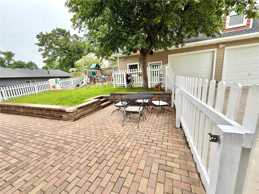 215 1st Street N, Cannon Falls, MN, 55009 | MLS: 6739165 | Edina Realty