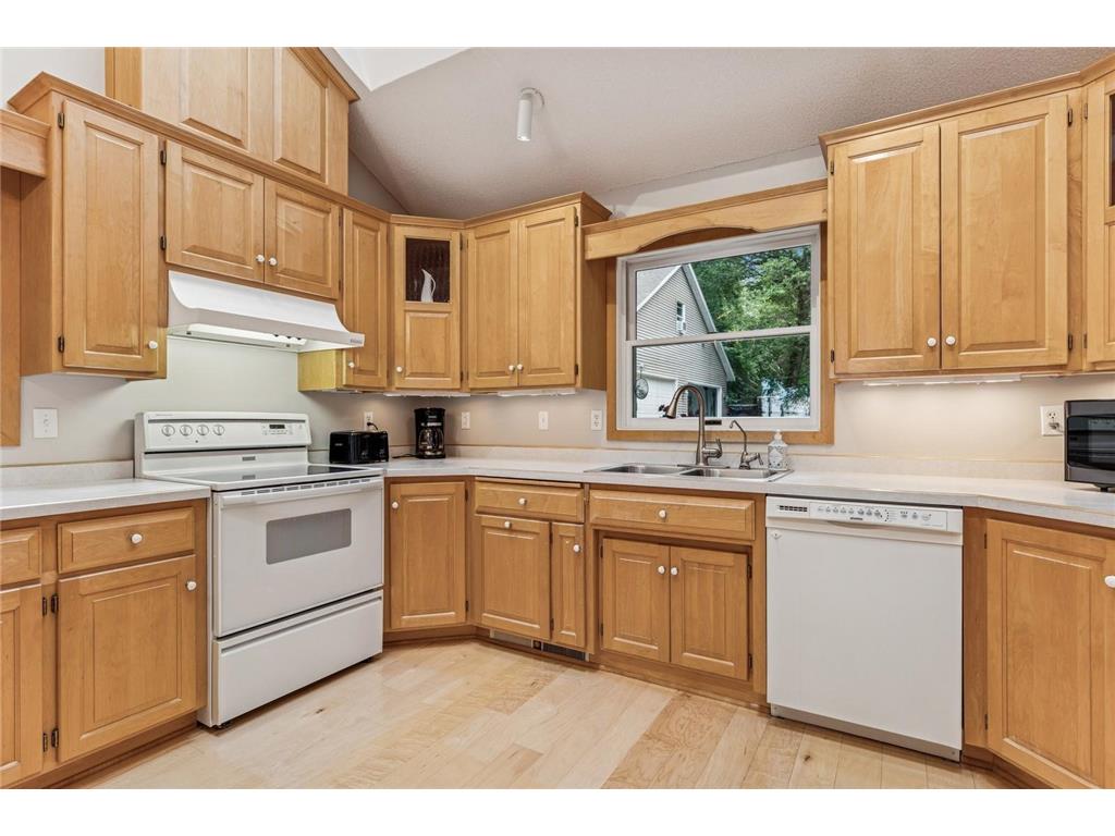 21550 62nd Street NW, Lake Andrew Twp, MN, 56289 | MLS: 6726952 | Edina ...