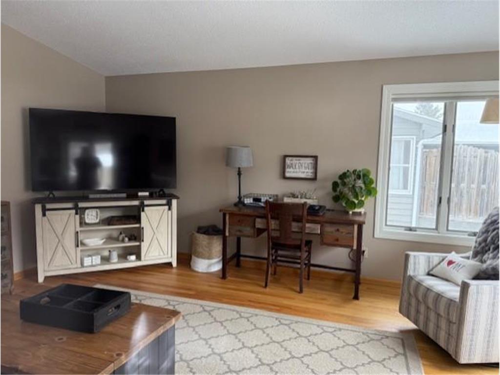 218 Oak Leaf Drive, Winona, MN, 55987 | MLS: 6659753 | Edina Realty