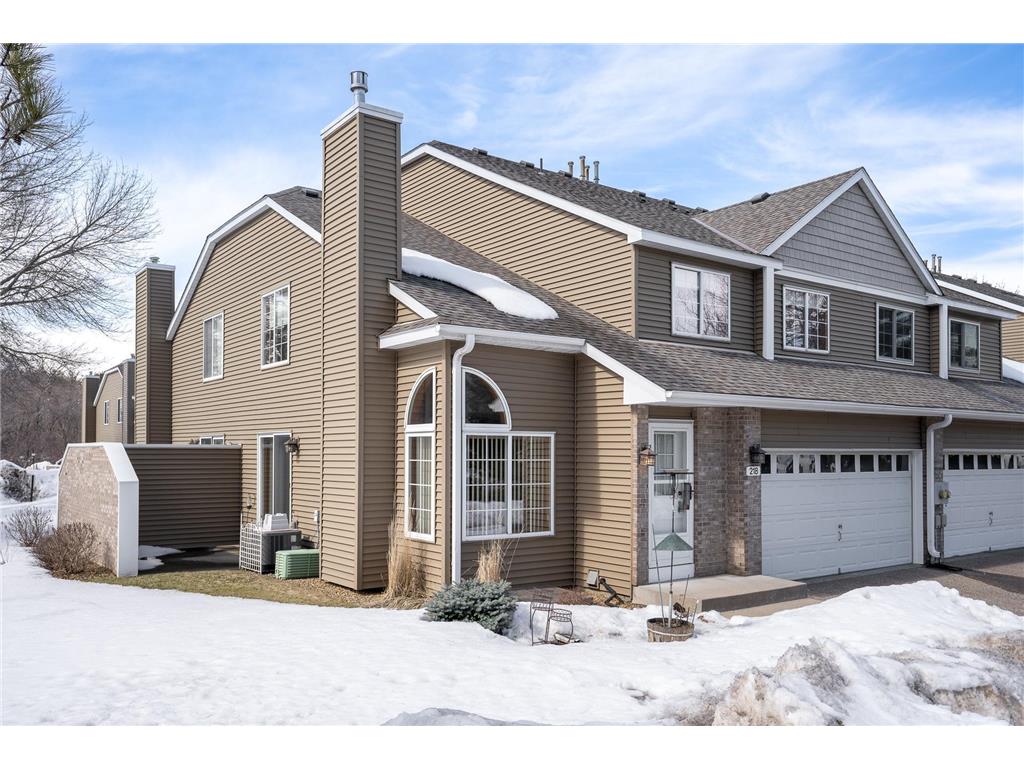 218 Primrose Court, Vadnais Heights, MN, 55127 | MLS: 6343312 | Edina ...