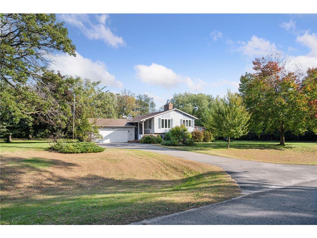 21922 Oak Heights Circle, Cold Spring, MN, 56320 | MLS: 6796883 | Edina Realty