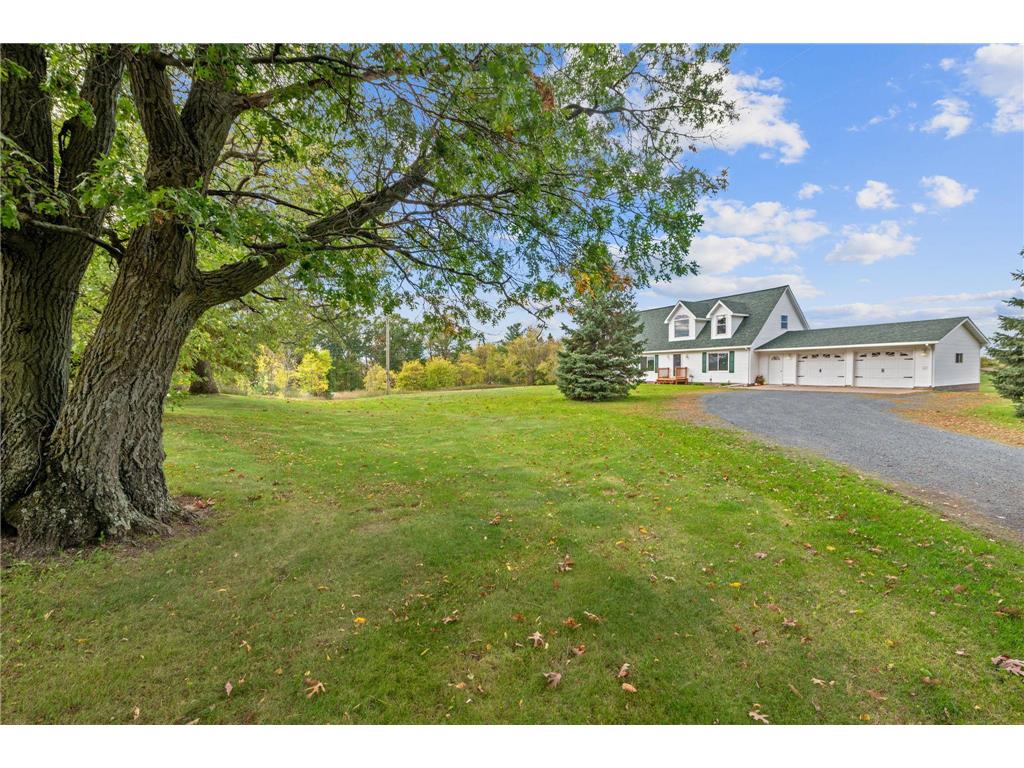 2197 120th Avenue, Saint Croix Falls, WI, 54024 | MLS: 6488490 | Edina ...