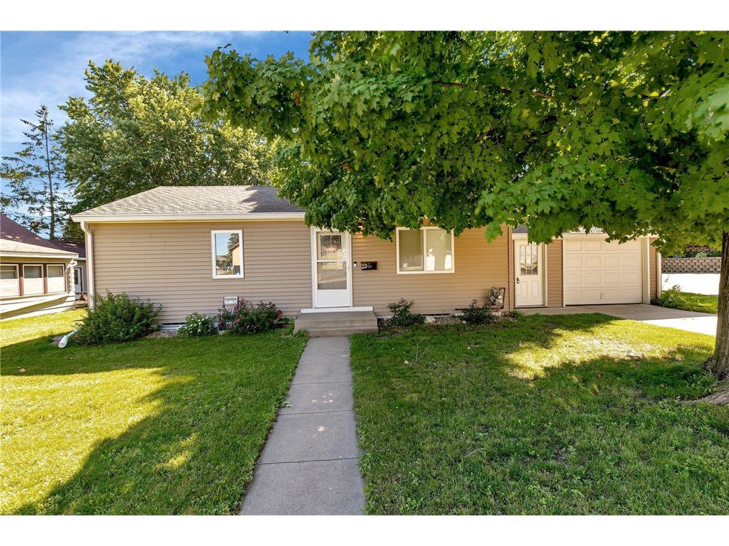 22 5th Avenue N, Cold Spring, MN, 56320 | MLS: 6564546 | Edina Realty