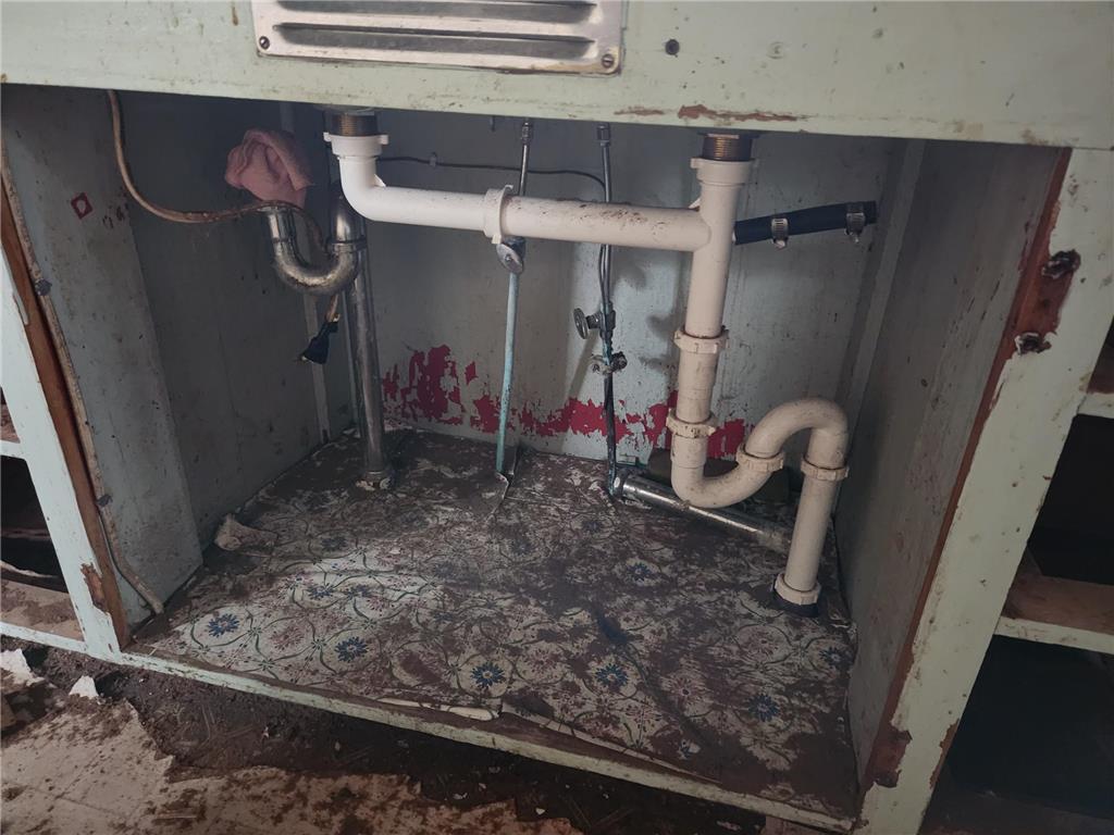 220 3rd Avenue NW, Forest Lake, MN, 55025 | MLS: 6732118 | Edina Realty