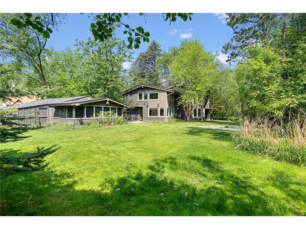 220 Meadow Lane N, Golden Valley, MN, 55422 | MLS: 6536058 | Edina Realty