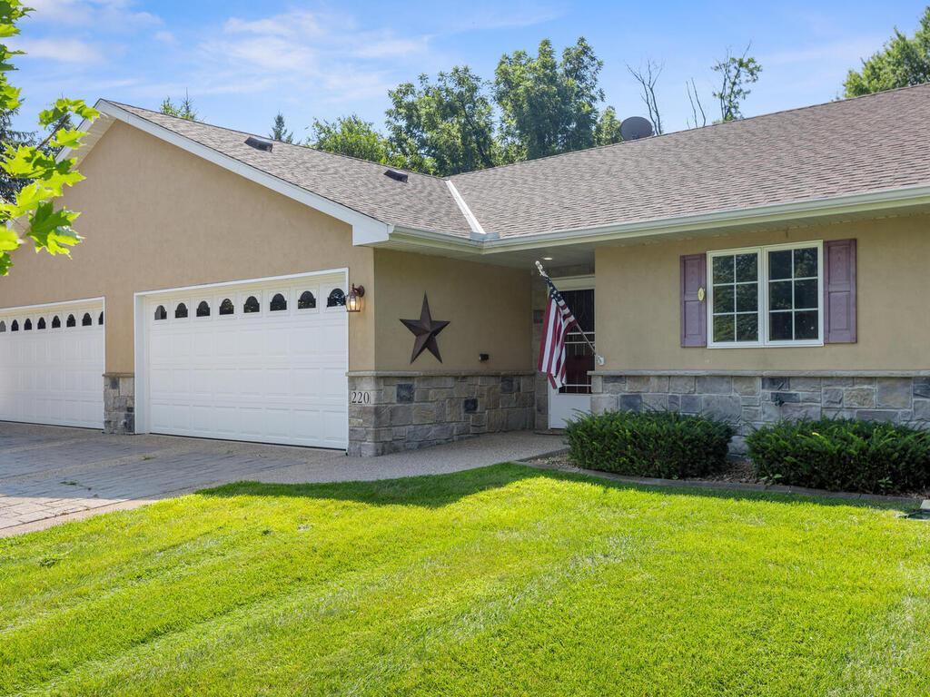 220 Orchard Court, Howard Lake, MN, 55349 | MLS: 6769902 | Edina Realty