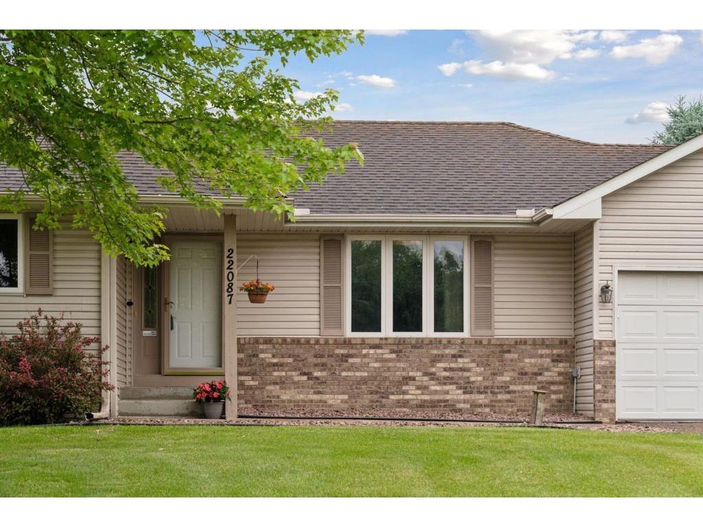 22087 Jasmine Way, Rogers, MN, 55374 | MLS: 6803658 | Edina Realty