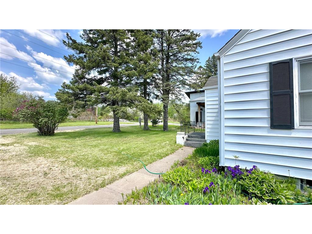 2212 Springvale Court, Duluth, MN, 55811 | MLS: 6732818 | Edina Realty