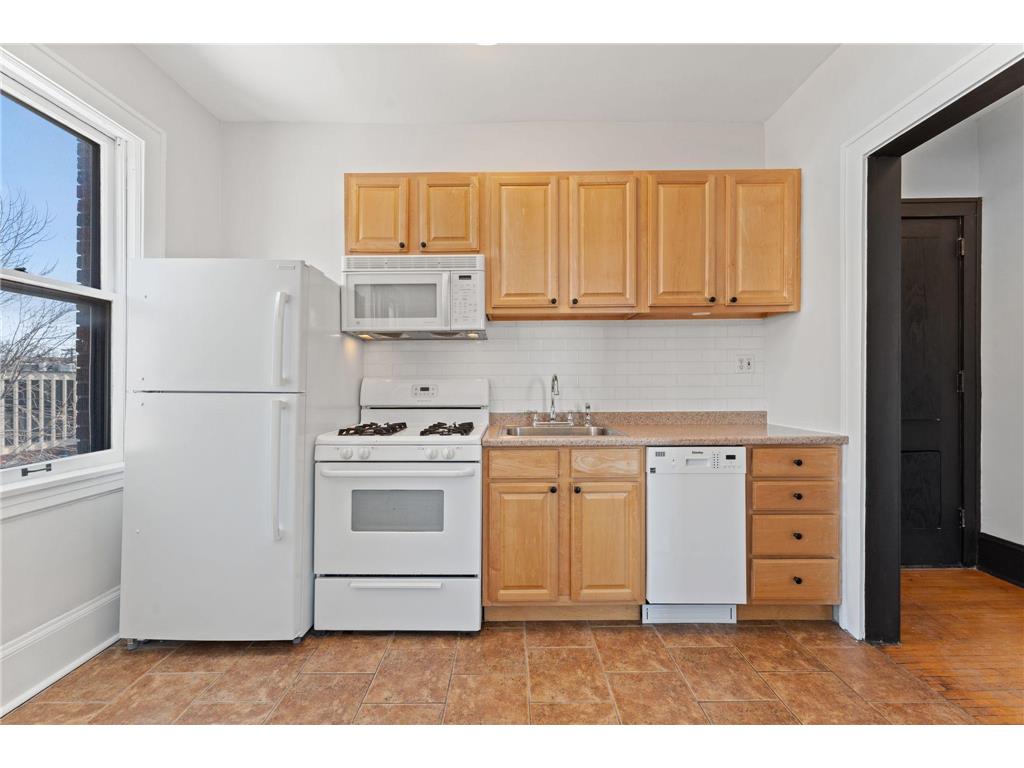 2218 Nicollet Avenue #22, Minneapolis, MN, 55404 | MLS: 6745025 | Edina ...
