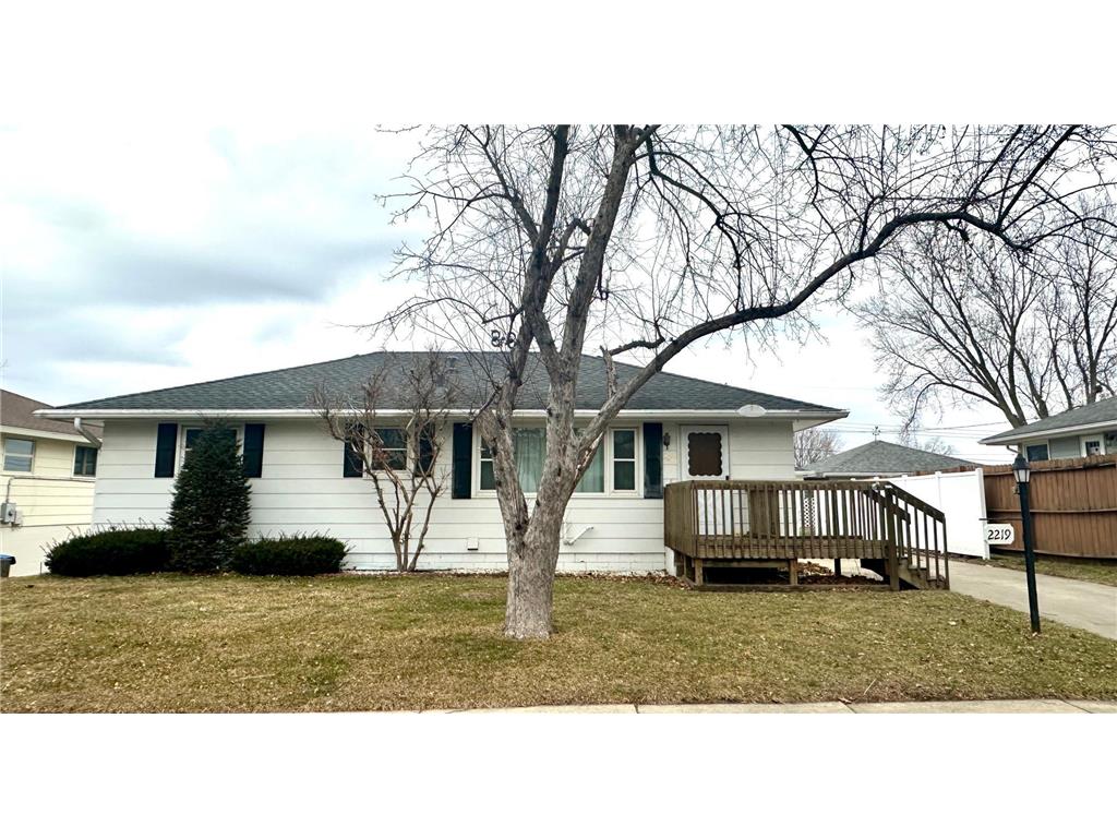 2219 23rd Street NW, Rochester, MN, 55901 | MLS: 6490292 | Edina Realty