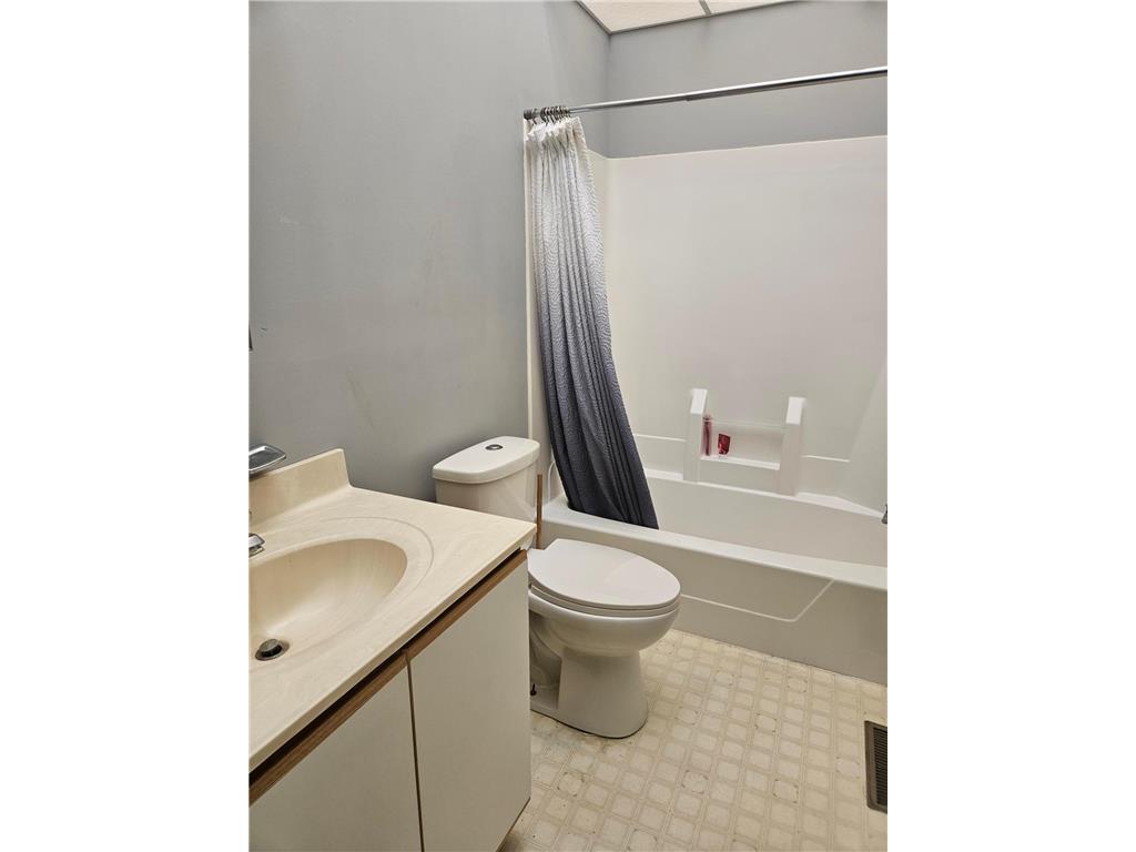 222 W Main Street W, Wabasha, MN, 55981 | MLS: 6748622 | Edina Realty