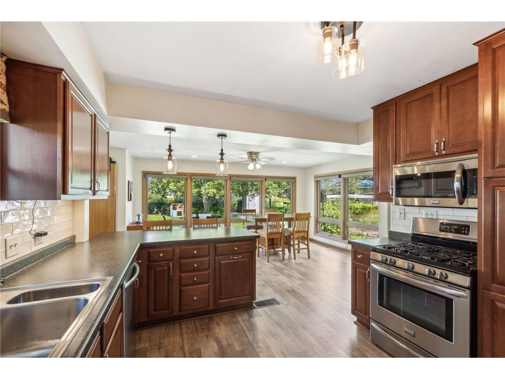 2222 Burr Street, Maplewood, MN, 55117 | MLS: 6570222 | Edina Realty