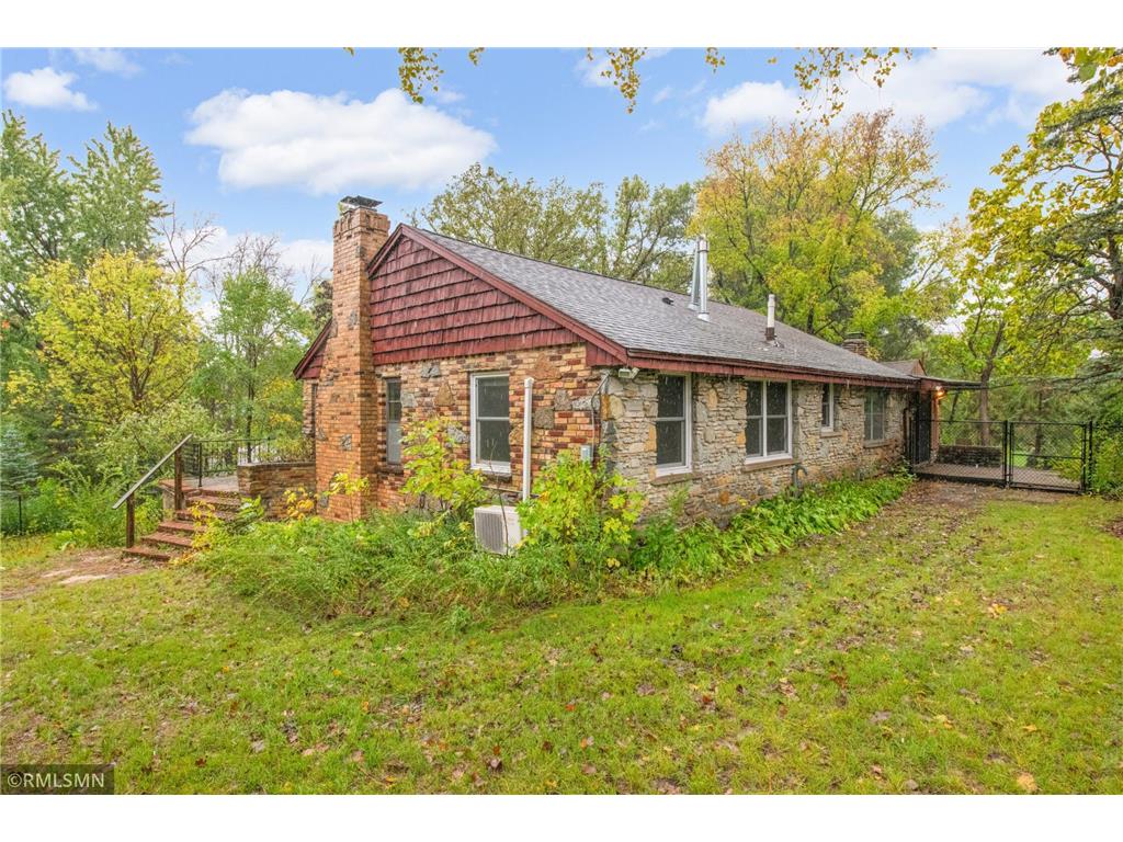 2225 Regent Avenue N, Golden Valley, MN, 55422 | MLS: 6447515 | Edina ...